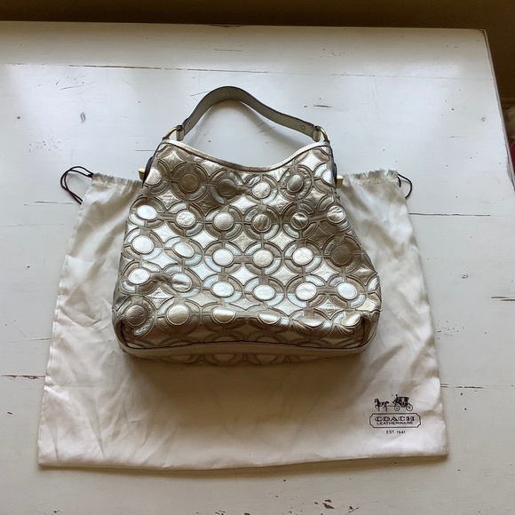 Coach | Bags | Coach Circle Pattern Leather Duffle Bucket Hobo Bag ...